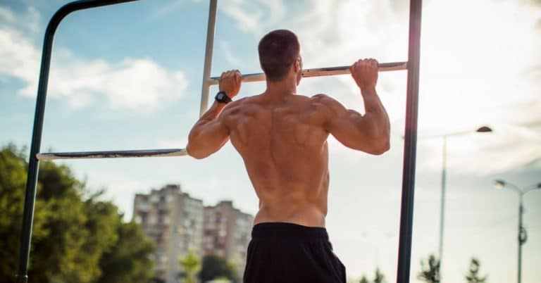 20 Pull-Ups Program: 5 Ways to Get to 20 Pull-Ups a Day