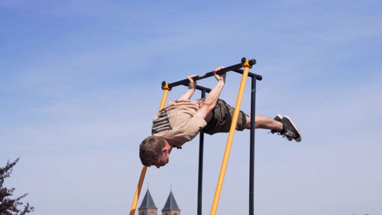 12 BEST Home Pull-Up Bars 2025 ─ Comparing All Types